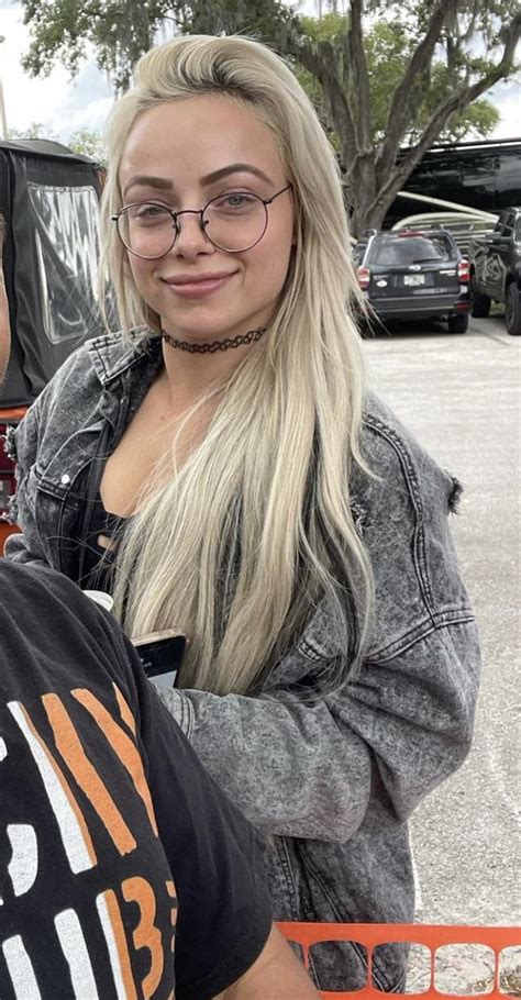 Liv Morgan R Livmorgan2