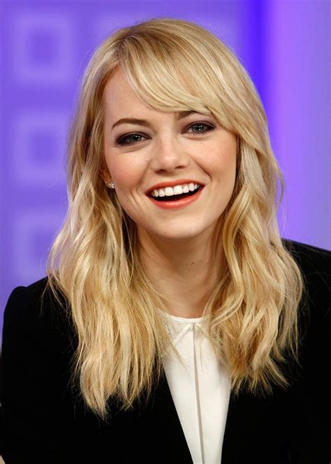 25 Medium Length Hairstyles To Try Medium Hair Cuts Emma Stone Hair