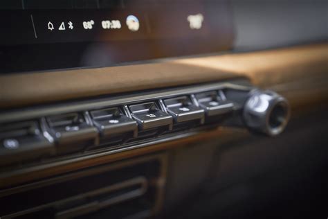 A Closer Look The Scout Traveler Suv Scout Motors Stories