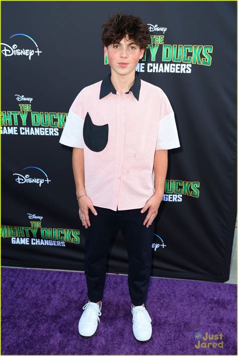 Brady Noon Luke Islam Sway Bhatia And More Premiere The Mighty Ducks