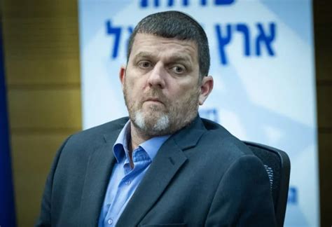 צפו לא לסכן את החיילים להטיל מצור על הרצועה הידברות