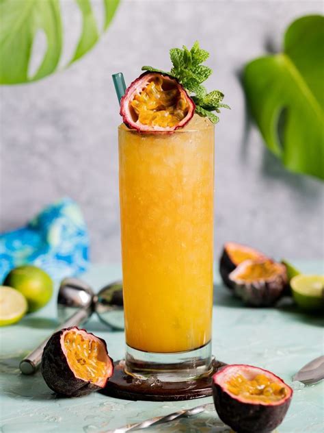 Refreshing Passion Fruit Cocktail