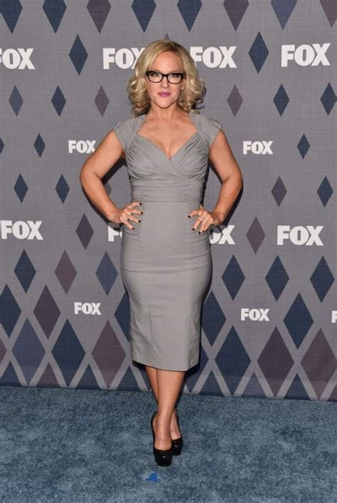 Rachael Harris Nue 47 Photos Biographie News De Stars Les Stars Nues