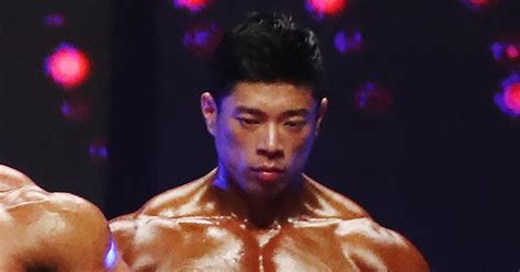 포토 니카코리아 스타워즈 유정현 멀리서도 빛나는 근육질몸매