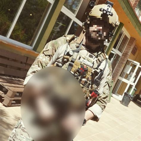 Idiot Tailor M9 Wrist Strap Compass Needle Watch Good For Devgru Cag