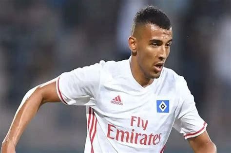 باهویی شصت و یکمین خارجی و اولین سوئدی پرسپولیس فوتبالی