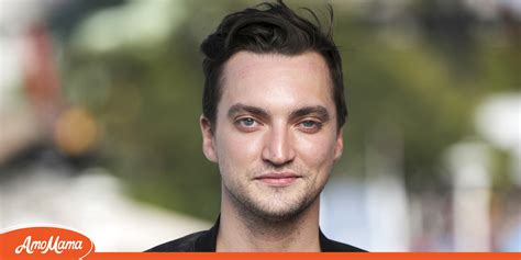 Richard Harmon Does Not Have A Wife His Last Known Girlfriend Is