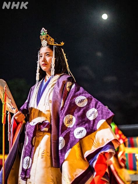 大河ドラマ「光る君へ」（2024年） On Twitter 着物 歴史 紫式部 十二単 イラスト