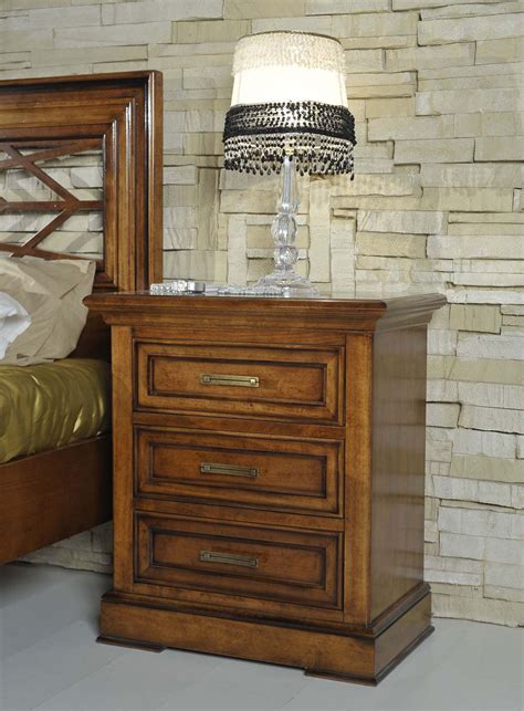 Comodino Tre Cassetti Legno Massello Classico Lignum Veritas