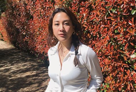 5 Potret Terbaru Sherina Munaf Dengan Rambut Kepang Netizen Pesona Gadis 90 An Okezone Women