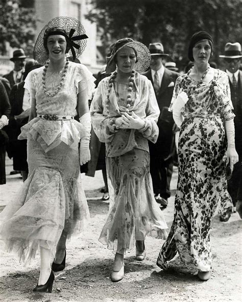 1930 Women Fashion Hats