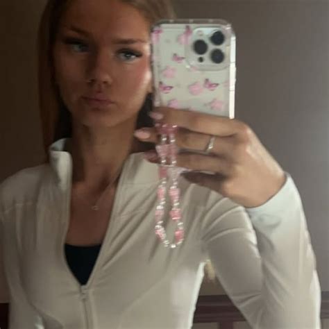 Hayls🌸 Hayleyrobertson On Threads