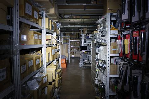 Klarus（クラルス）st10 充電機能搭載18650電池 Edcライト Cree Xm L2 アカリセンターの公式通販サイト