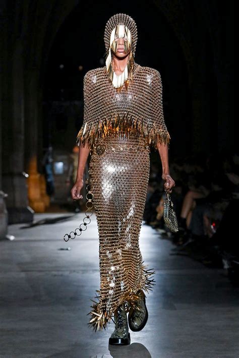 Paco Rabanne Fall Winter 2020 21 Fashion Show