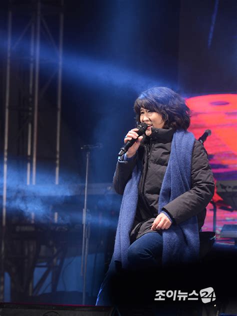 경호처 윤비어천가 논란에⋯원곡 가수 권진원 개사 당혹스럽다