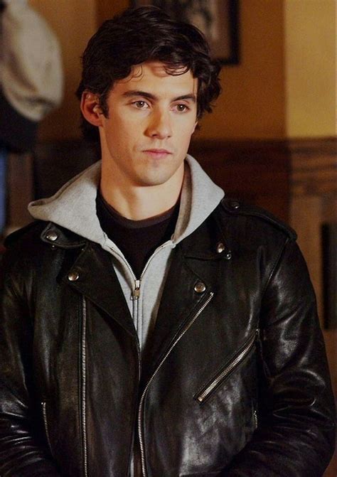 The 9 Stages Of Being Obsessed With Jess Mariano On Gilmore Girls