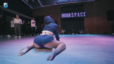 Jade Chynoweths Feet