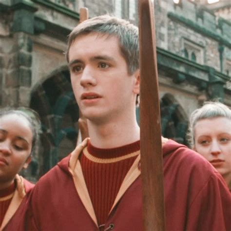 Oliver Wood • ࿔ Гарри поттер Хогвартс Актеры