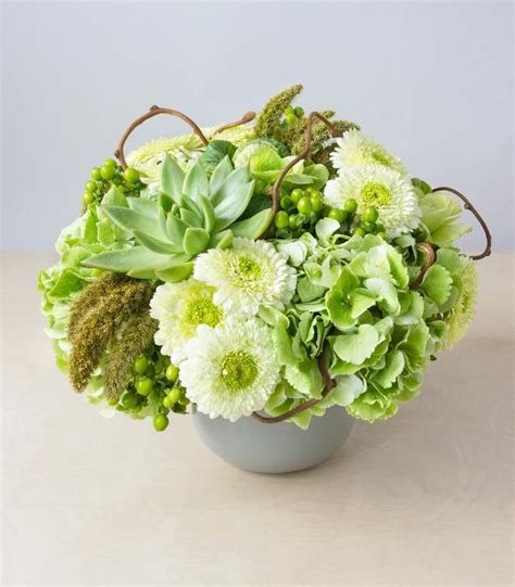 Pin By Наталья Симакина On Цветок Flower Arrangements Same Day