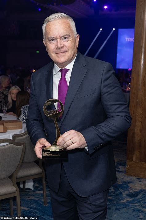 Full timeline of Huw Edwards' explicit photos scandal and BBC resignation | Daily Mail Online