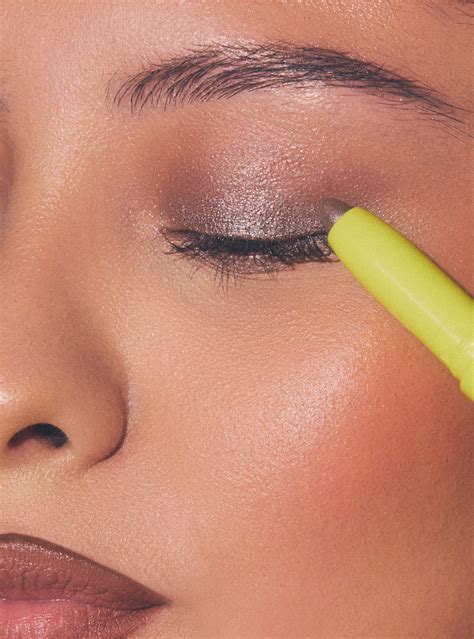 Magic Drip Glitter Lipgloss Half Magic
