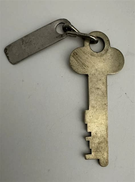 Vintage Diebold Inc Flat Key 338 Canton Ohio Safety Box Key 12 52
