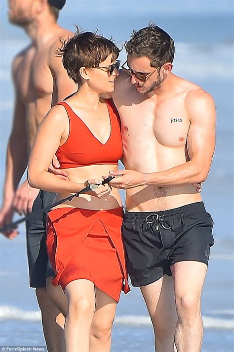 Kate Mara Body