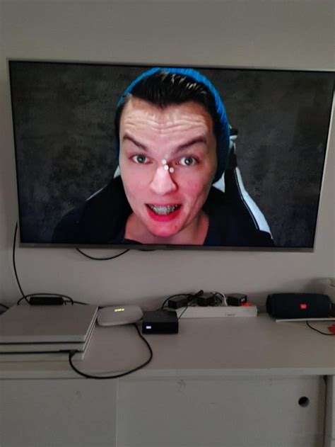 Denko Mislim Da Ti Je žal R Denkoslo