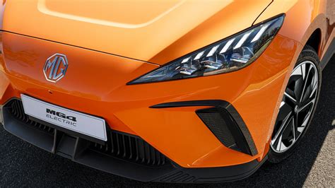 Đánh Giá Chi Tiết Xe Mg4 Ev Lux