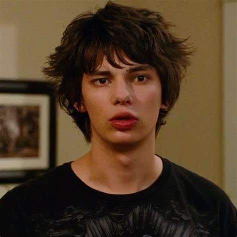 Pin By Fineshytalts Com On Pins By You Devon Bostick Celebrities People