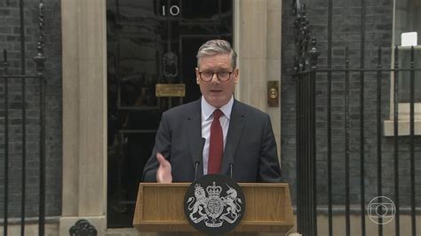 Reino Unido Anuncia Proibição De Espadas Ninjas No País Para Conter