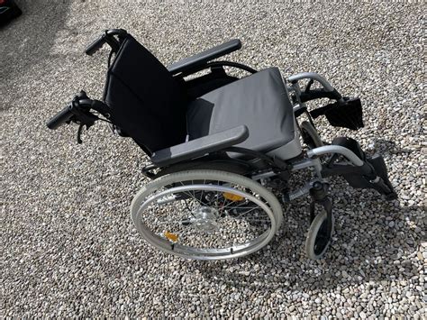 Rollstuhl Breezy Basix2 Sunrise Medical Neu Gemäss Beschreibung In