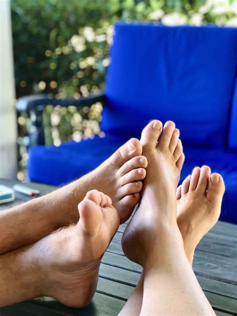 5 Toothpaste Tricks For Miraculously Smooth Feet Like You Just
