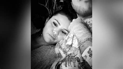 Selena Gomez Akui Sudah Enam Bulan Berkencan dengan Benny Blanco | tempo.co