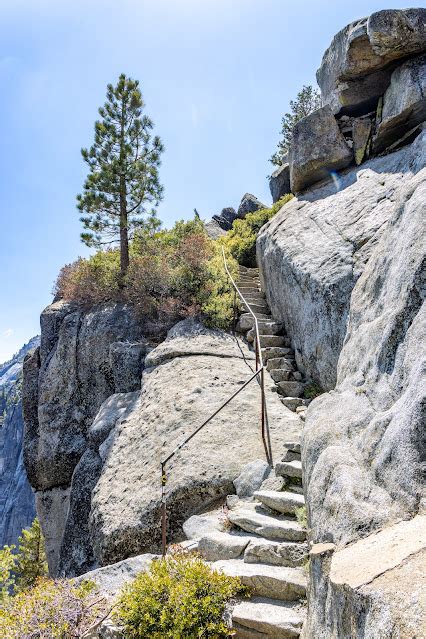Yosemite Np Upper Yosemite Falls Hike
