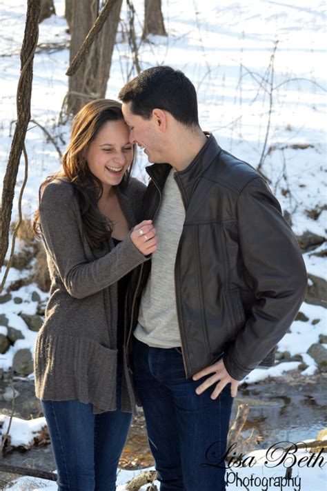 Engagement Photos Lisa Beth Photography