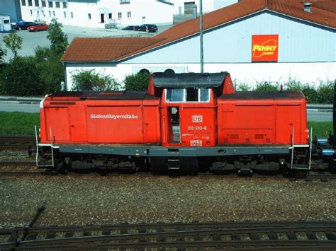 BR 213 333-8 zieht am 29.08.2006 den "Müllzug", hier kurz nach der ...