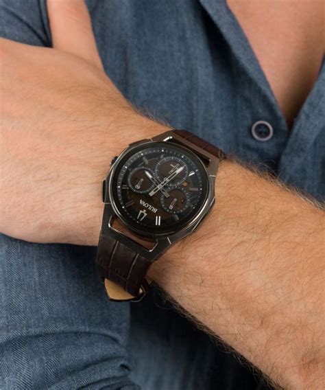 Bulova 98a231 Curv Chronograph •