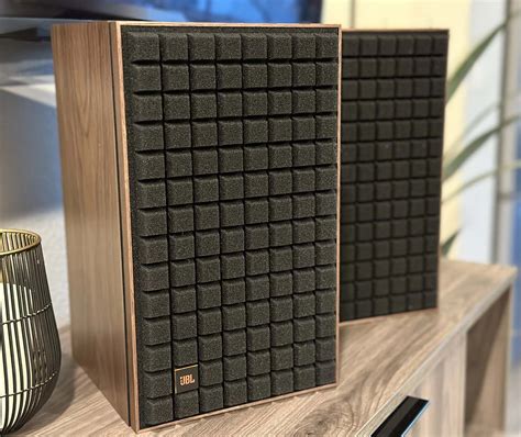 JBL L Classic Review Big Sound In A Small Retro Package