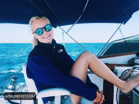 Julia Sandstrom Feet Aznudefeet