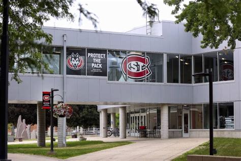 St Cloud State Eliminates Programs Lays Off Faculty Due To Enrollment