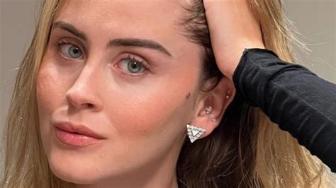 Valentina Ferragni Il Look Per La Paris Fashion Week è Super Glamour