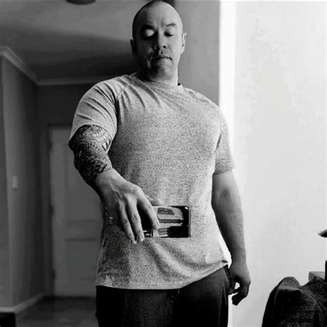 Guil Guil97400 • Threads Say More