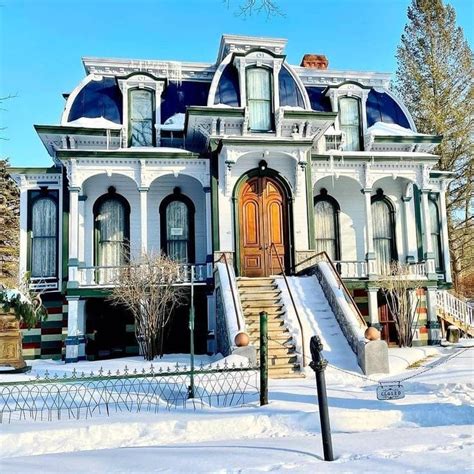 Historic Mansard Roof Designs