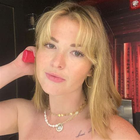 Taylor Jones Taylorkelia • Threads Say More