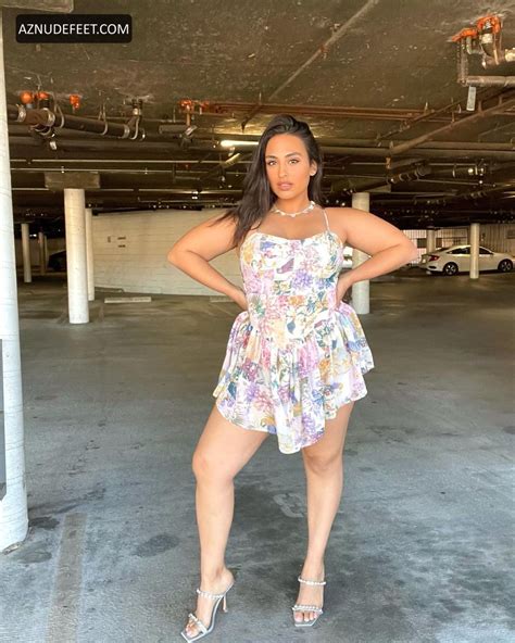 Sharon Clawson Feet Aznudefeet