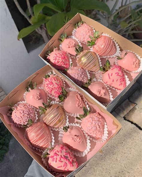 Strawberry Ts Strawberry Dip Strawberry Recipes Chocolate Covered