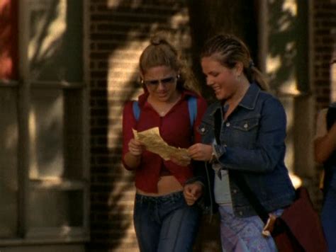 Terri Macgregor Fashion 2 8 Broomheadz