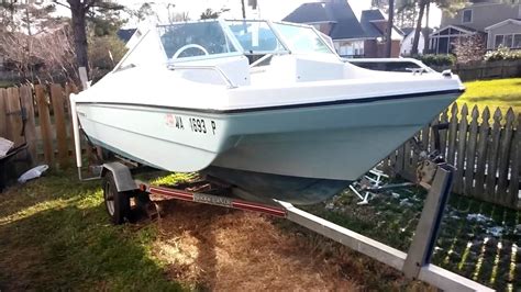 1970 Tri Hull Boat