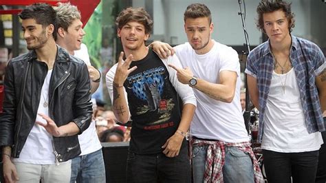 Pin De ∴ 𝗻𝗶𝗹𝗮 ∴ Em One Direction •♥︎
